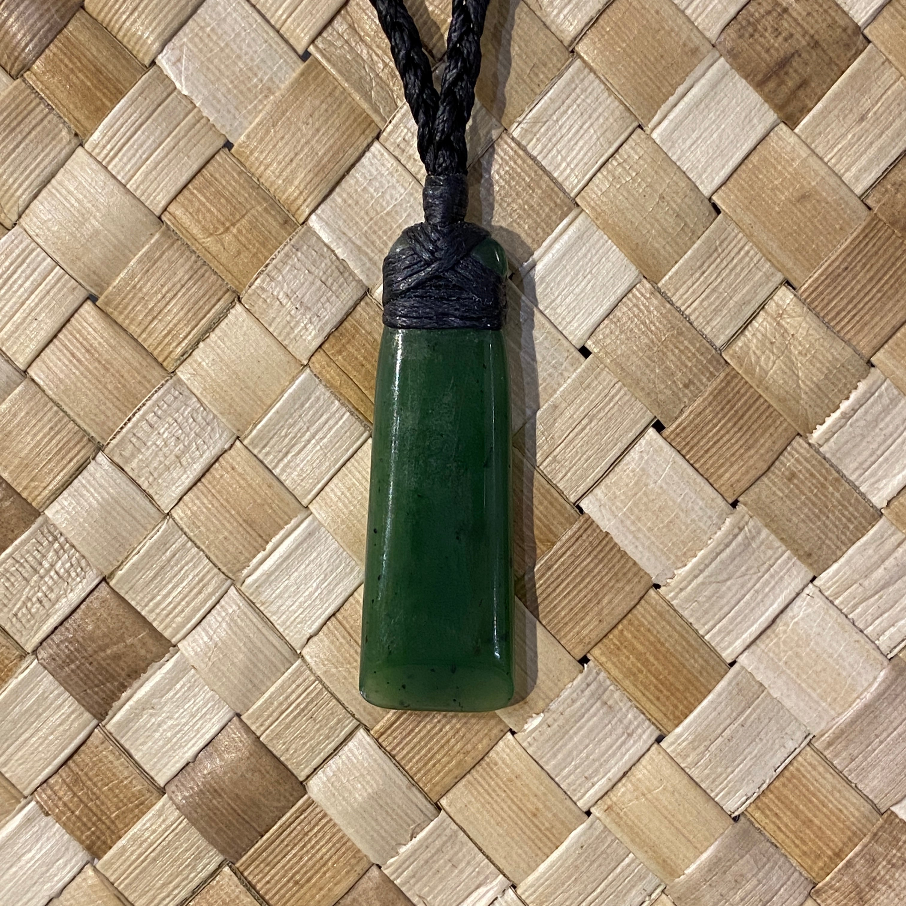 TOKI (ADZE) Jade Necklace – Gift Centre Queenstown